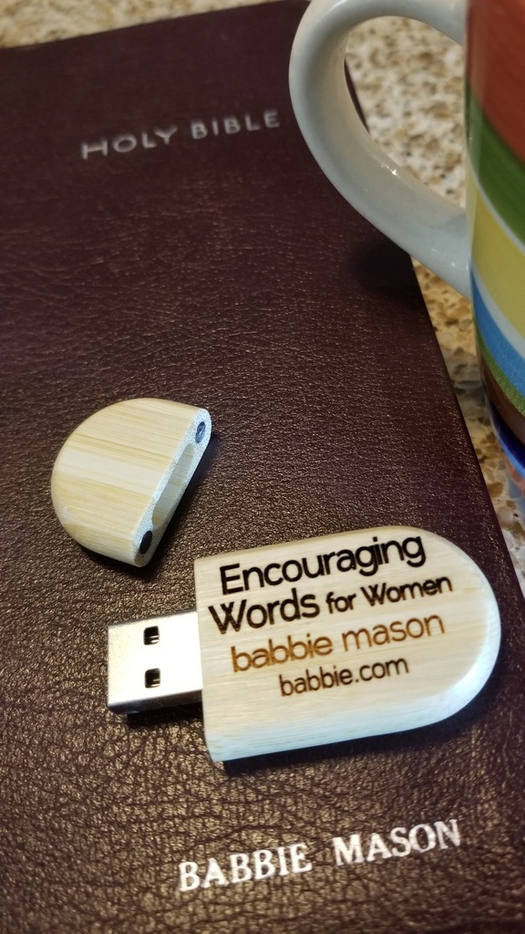 Encouraging Words Audiobook on Thumbdrive | Babbie
